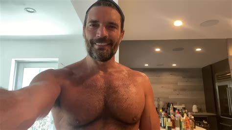 Julian Gil Page 3 LPSG