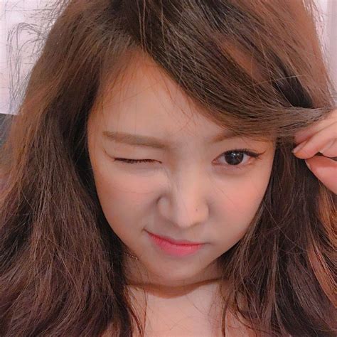 오늘자 에이핑크 손나은 인스타 인스티즈instiz 이슈 카테고리
