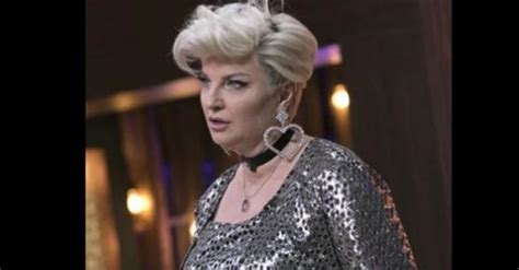 Силвена Роу е неузнаваема станала е същинска фиданка Ето как отслабна СНИМКИ