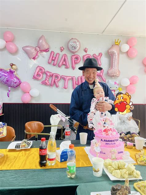 Б Баярлалаа ааваа 🥰 Баатар Сүрэн Охин бүр аавынхаа гүнж нь байдаг байх Бүр багаасаа л аавын