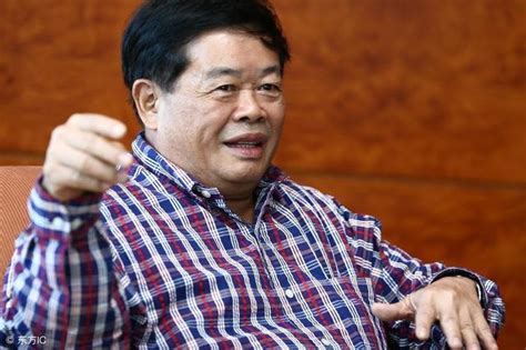 中國首善曹德旺：把金錢留給子女，是對他們的不信任 每日頭條