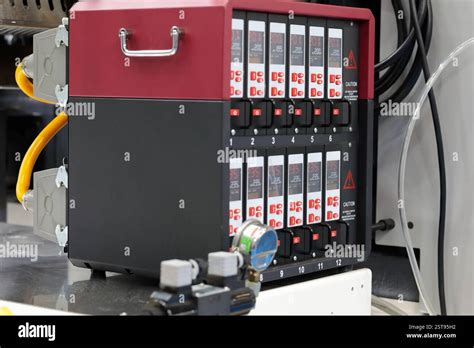 Chassis With Digital Modular Temperature Control Units For Plastic Injection Molding Machine