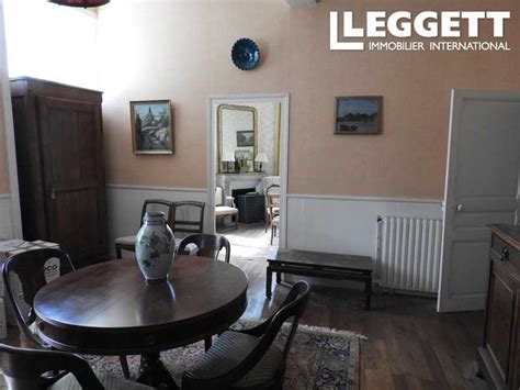 Beautiful Authentic 4bed Town House With B7b Potential And Non Attached Garden In A Lively