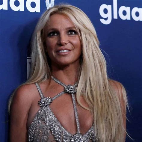 Britney Spears Biography Age Husband Income Salary Net Worth And