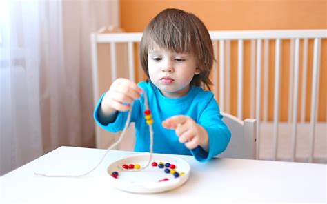 როცა მშობლები სიამაყით მეუბნებიან ჩემს შვილს 2 წლიდან ვასწავლიო მე