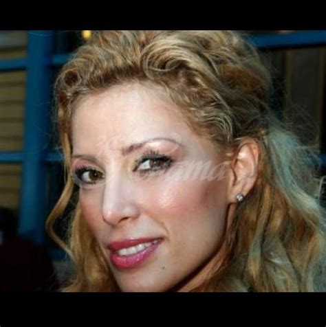 Ирен Онтева на 50 години показа перфектно тяло по бански събра всички погледи снимки За Жената