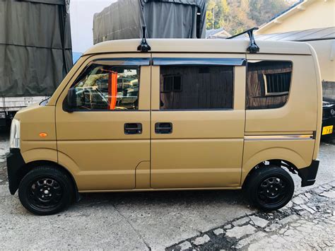 エブリィバンをサンドカーキとマットブラックで全塗装 刷毛（ハケ）・ローラーで車をdiyで全塗装しよう！ エブリィ カスタム 車 塗装