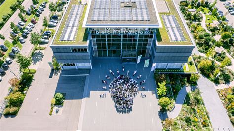 Bechtle Eyes Uk Top Ten With Qolcom Acquisition