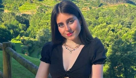 Roro La Joven Tiktoker Española Que Causa Polémica En Redes Sociales