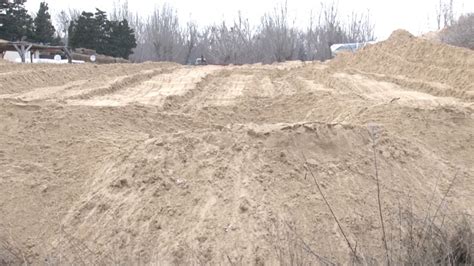 Над декар са унищожените дюни на плаж Смокиня Flashnews