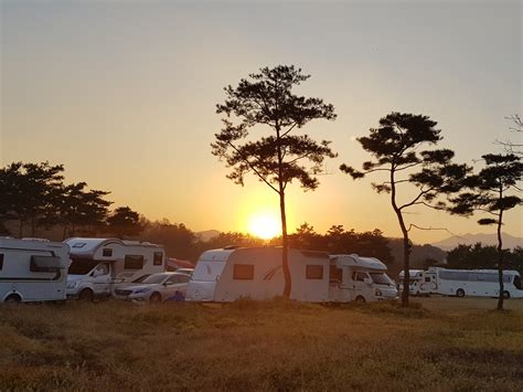 차박and캠핑 코리아캠핑카동호회 Band