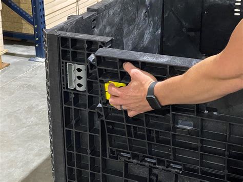 Benefits Of Plastic Collapsible Bulk Containers And Bins Warehouse Rack And Shelf