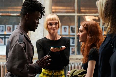 Geek Girl Cast Who S Who In The Netflix Adaptation What To Watch