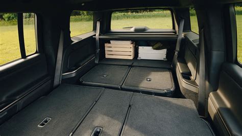 Rivian R1t Vs Rivian R1s Which One Should You Buy