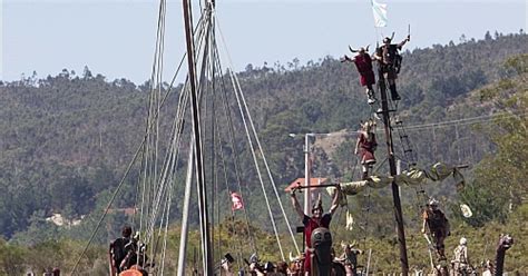 바이킹 침공 재현하는 바이킹 축제