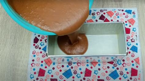 Невероятно вкусный торт за 5 минут Выпекаю бисквит заливаю начинку и отправляю в морозилку