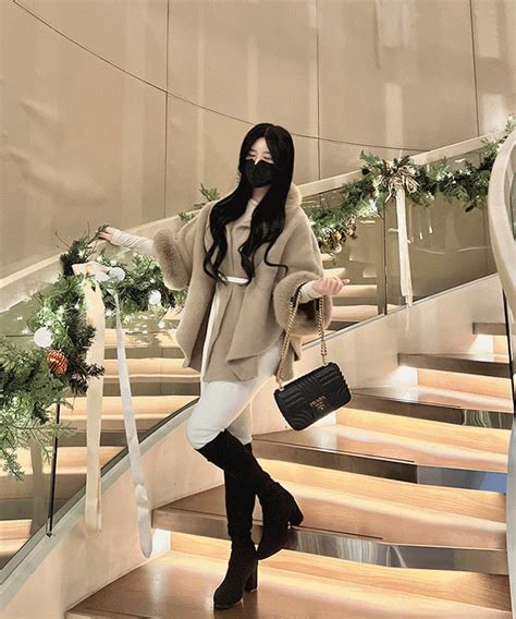 울60벨트포함 폭스 소매퍼 밍크 앙고라 울 케이프 망토 벨트 하프코트 퍼자켓 2color 에이블리