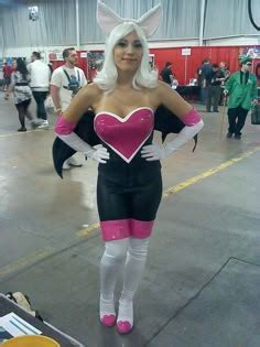 8 Rouge The Bat Costume Ideas Rouge The Bat Bat Costume Cosplay Woman