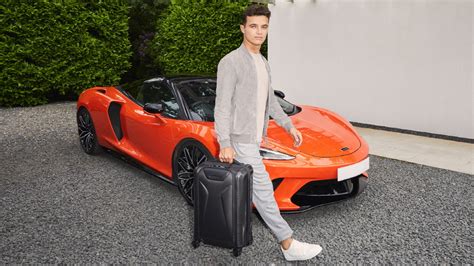 멕라렌 X 투미 멋진 콜라보레이션