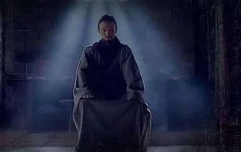 中国史上最廉洁的清官，妻妾自尽，儿子夭折，女儿也被他活活吓死海瑞