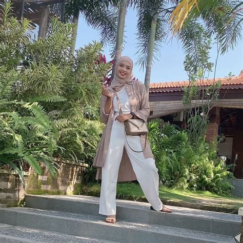 Endang Lis Karina Liskarina Threads Say More