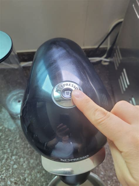 네스프레소 버츄오 머신 청소 및 디스케일링 꿀팁빨간불노란불 뜰 때