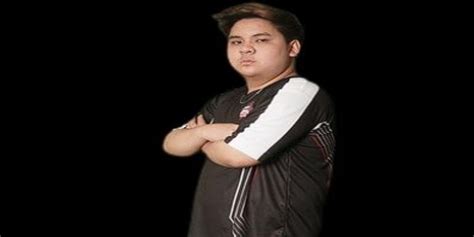 Biodata Dan Profil Geek Luke Umur Agama Dan Instagram Exp Laner Geek Slate Di Mpl Id S11