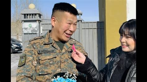 Гэгээн Хайрын баярын мэнд хүргэе ️ хэмээн хань Эрдэнбаяр таа илгээсэн мэндчилгээ 🥰 Youtube