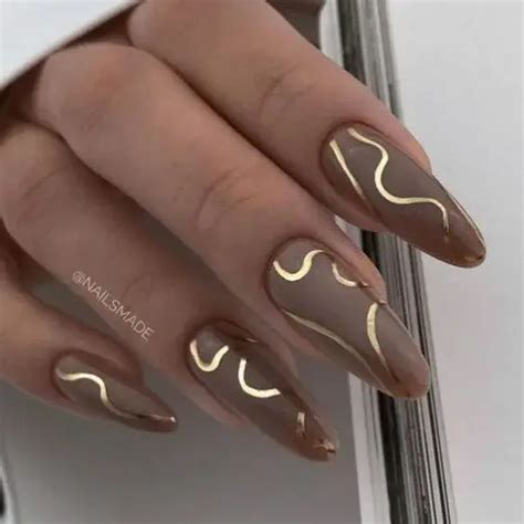 30 Shimmering New Years Eve Gold Nails Oh Well Yes