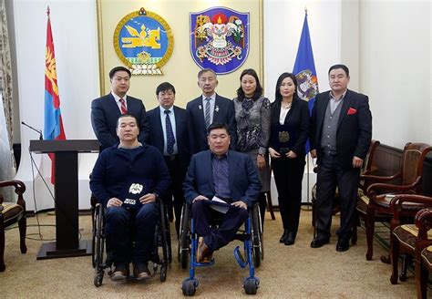 Хөгжлийн бэрхшээлтэй иргэдийн төлөөллийг нийслэлийн “Жуух бичиг” ээр