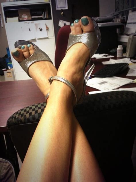 Helly Mae Hellfires Feet