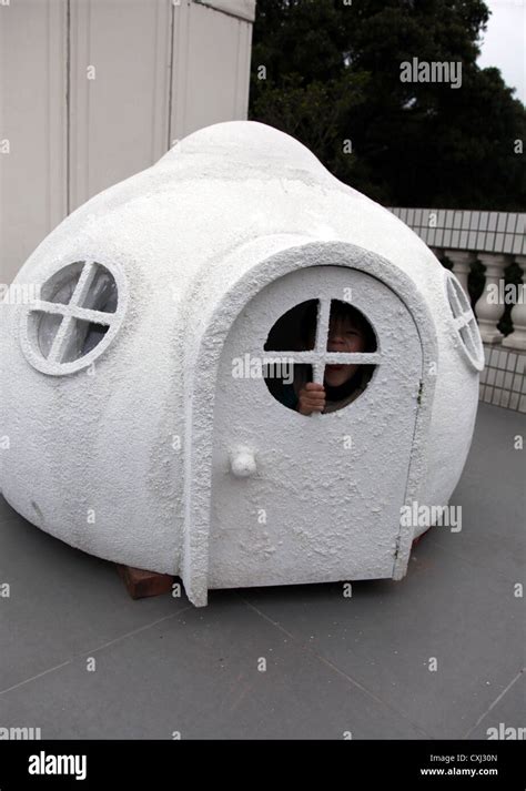 Eskimo Igloo High Resolution Stock Photography And Images Alamy