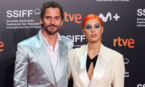 Dora Postigo Y Todos Los Personajes De Rainbow Foto