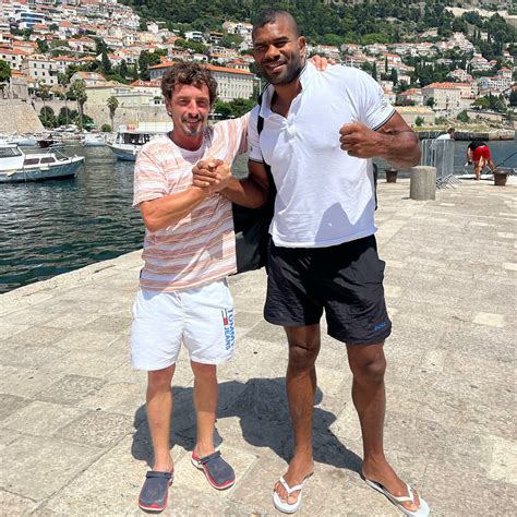 Alistair Overeems Feet