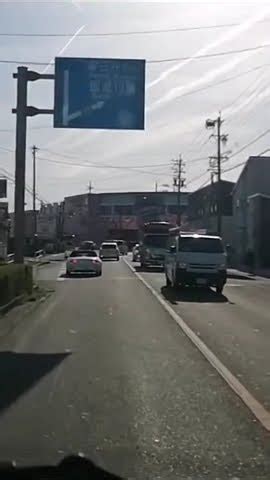 こんなに同じ方向に飛行機雲って出来るんだね春日井市 shorts YouTube