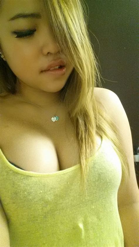 Lip Bite Porn Pic Eporner