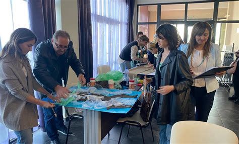 НА МОРЕТО Проф Турманова Здравето ни и опазването на околната среда са двете страни на една