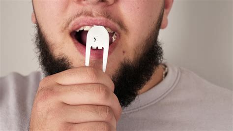 How To Make Vampire Fangs 5 Simple DIY Methods How To Make Vampire Fangs 5 Simple DIY Methods