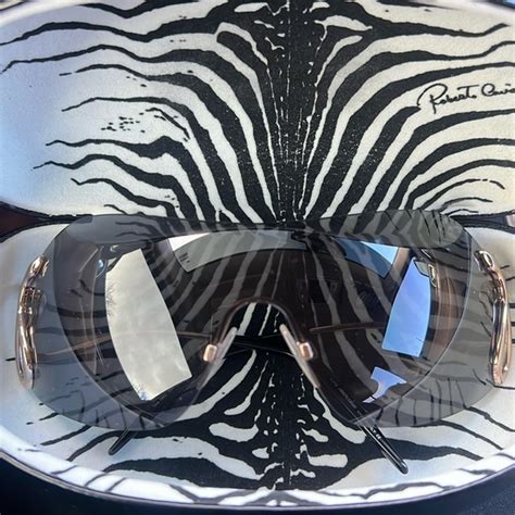 Class Roberto Cavalli Accessories Roberto Cavalli Sunglasses Gold