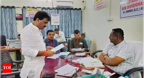 Bjp Bjps Sudhir Parve Faces Raju Parve In Umred Constituency Showdown Nagpur News Times Of