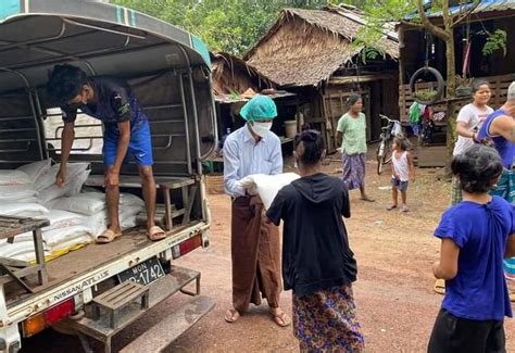 မုဒုံမြို့ ၌ ကိုဗစ် ၁၉ ကာလအတွင်း အခြေခံအိမ်ထောင်စုများအား ဆန်အိတ်များလှူ ဒါန်း Information And