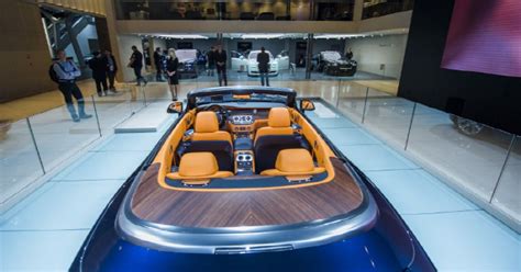 [포토] 롤스로이스 컨버터블 던 디테일부터 고급지다