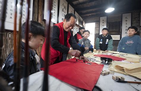 江西新余：多彩寒假快乐成长 新华网