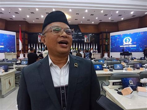 Paw Dprd Jabar Yusuf Ridwan Gantikan Almarhum Dedi Damhudi Idn Times Jabar