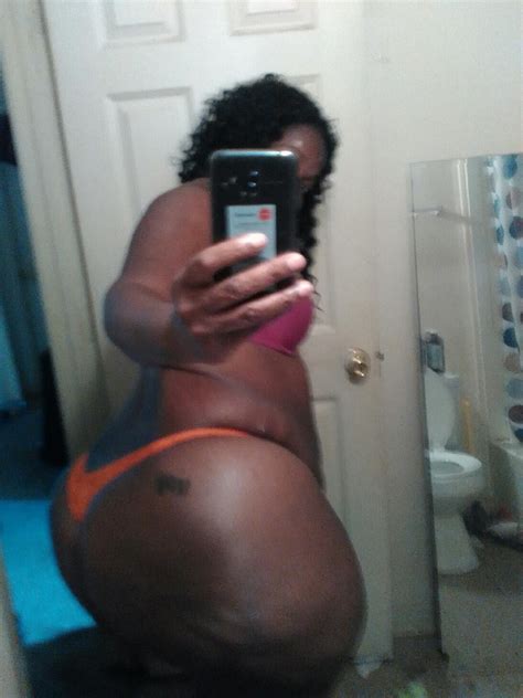 My Big Booty Cougar Shesfreaky