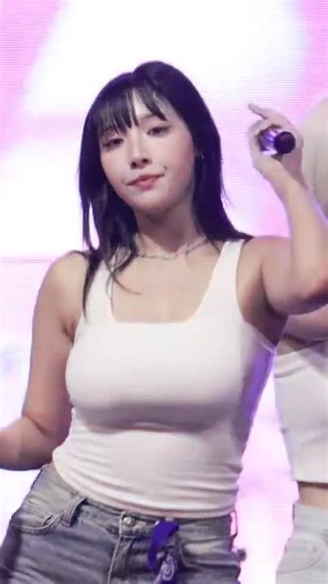 라잇썸 한초원 묵직 민소매 마이너갤 윤아저장소 KGIRLS NET