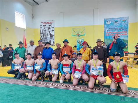 Сантмаргац суманд Ш Санжсүрэн арслангийн нэрэмжит Өсвөр үеийн үндэсний бөхийн ААШТ зохион