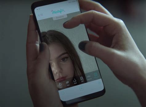 80 ของเด็กผู้หญิงใช้แอปแต่งรูป โดฟ” ทำหนัง Reverse Selfie หวังให้เยาวชนภูมิใจคุณค่าในตัวเอง