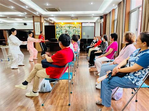 解锁家门口的特色课程！宝山区社区学院“校园开放日”如约而至澎湃号·政务澎湃新闻 The Paper
