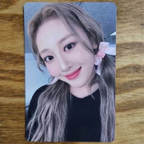 Loona 2022 Loona 1st World Tour Loonatheworld In Seoul Trading
